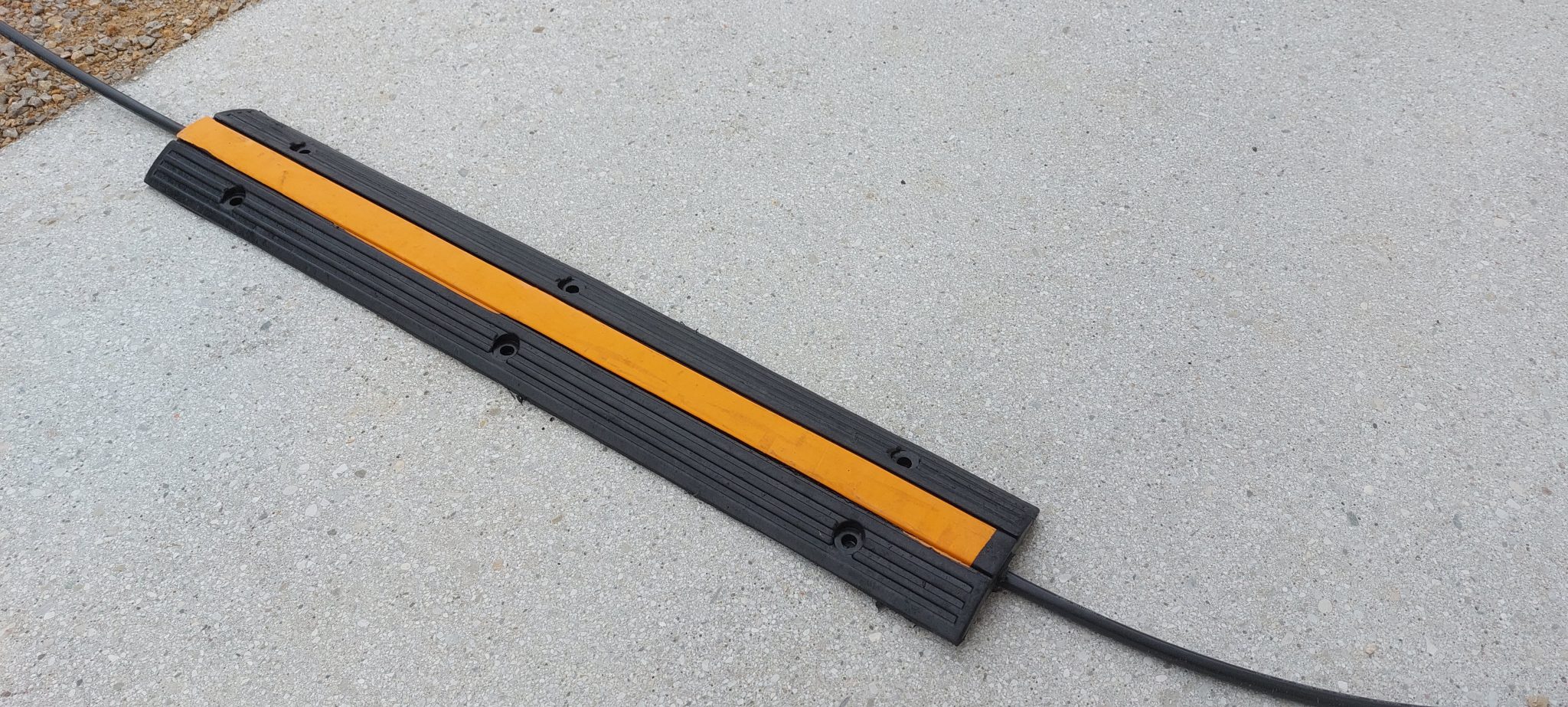 Threshold for EV Charging Cable - Metron Shop