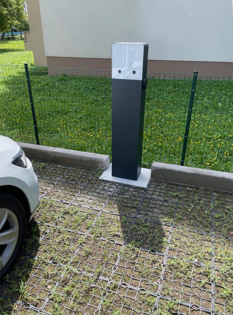 "Tower DUO" EV charging station - Metron Shop
